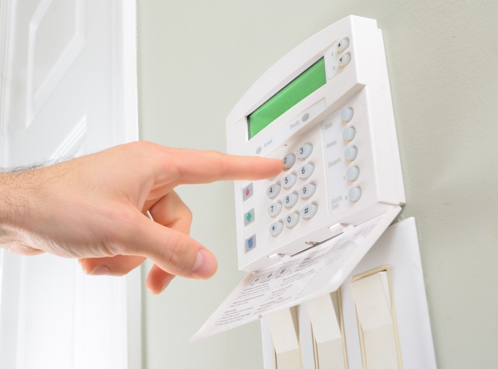 3 Monitoring Options for Alarm Systems | Retina Post